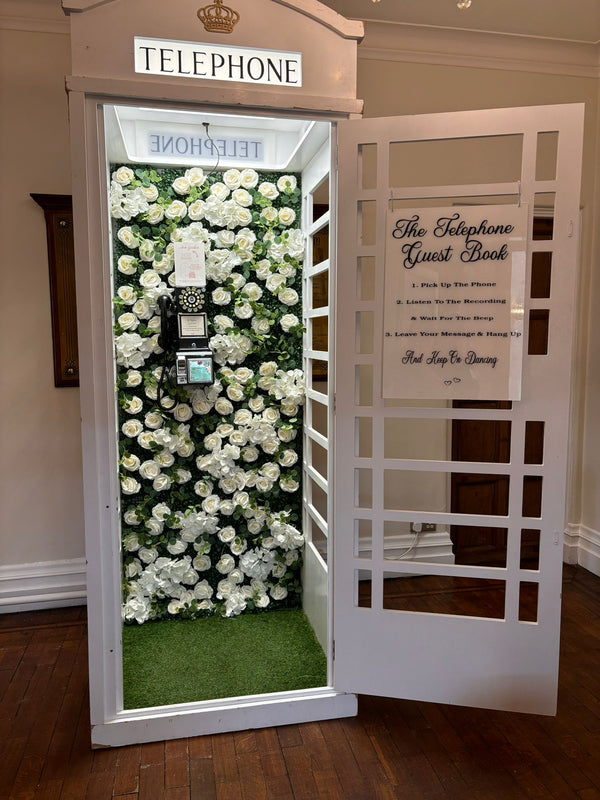 The Booth That Rocks – Bouquet & Bells
